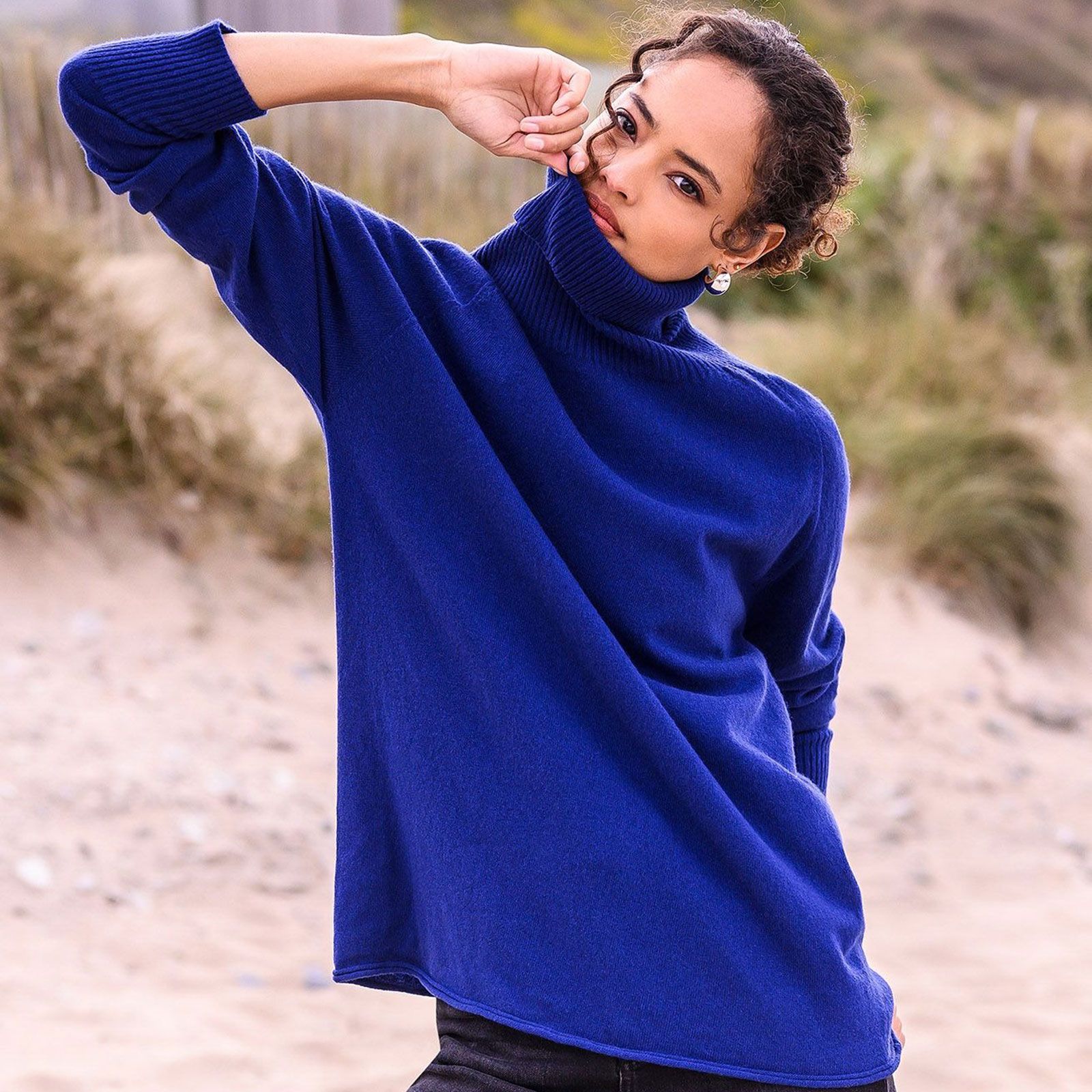 Geelong Slouch Roll Neck